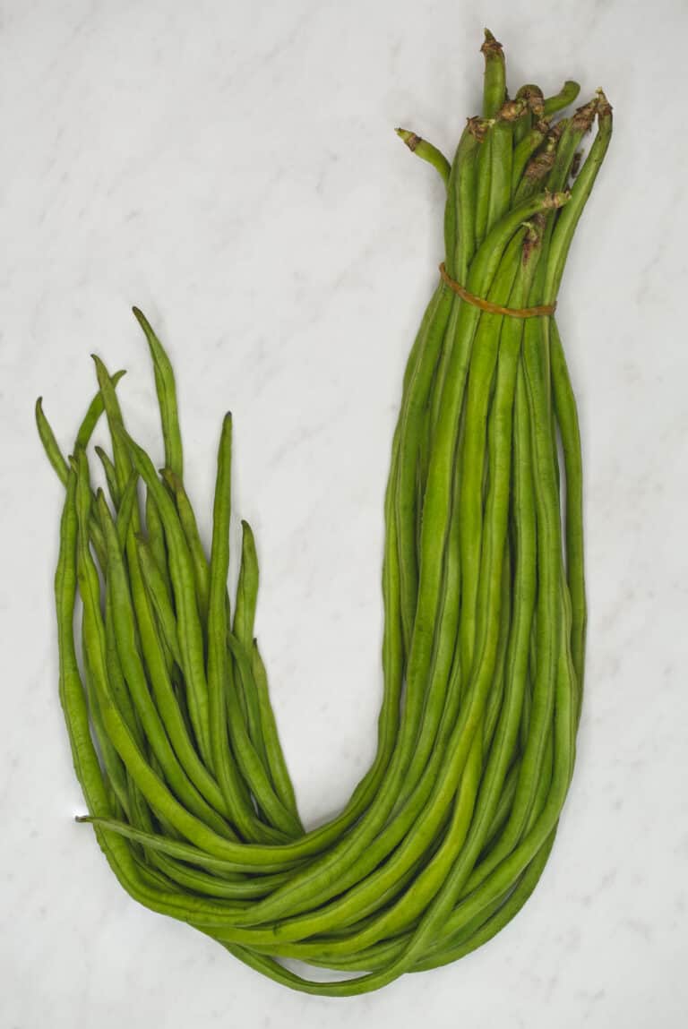Yardlong Beans (Sitaw): What They Are and How They’re Used in Filipino ...