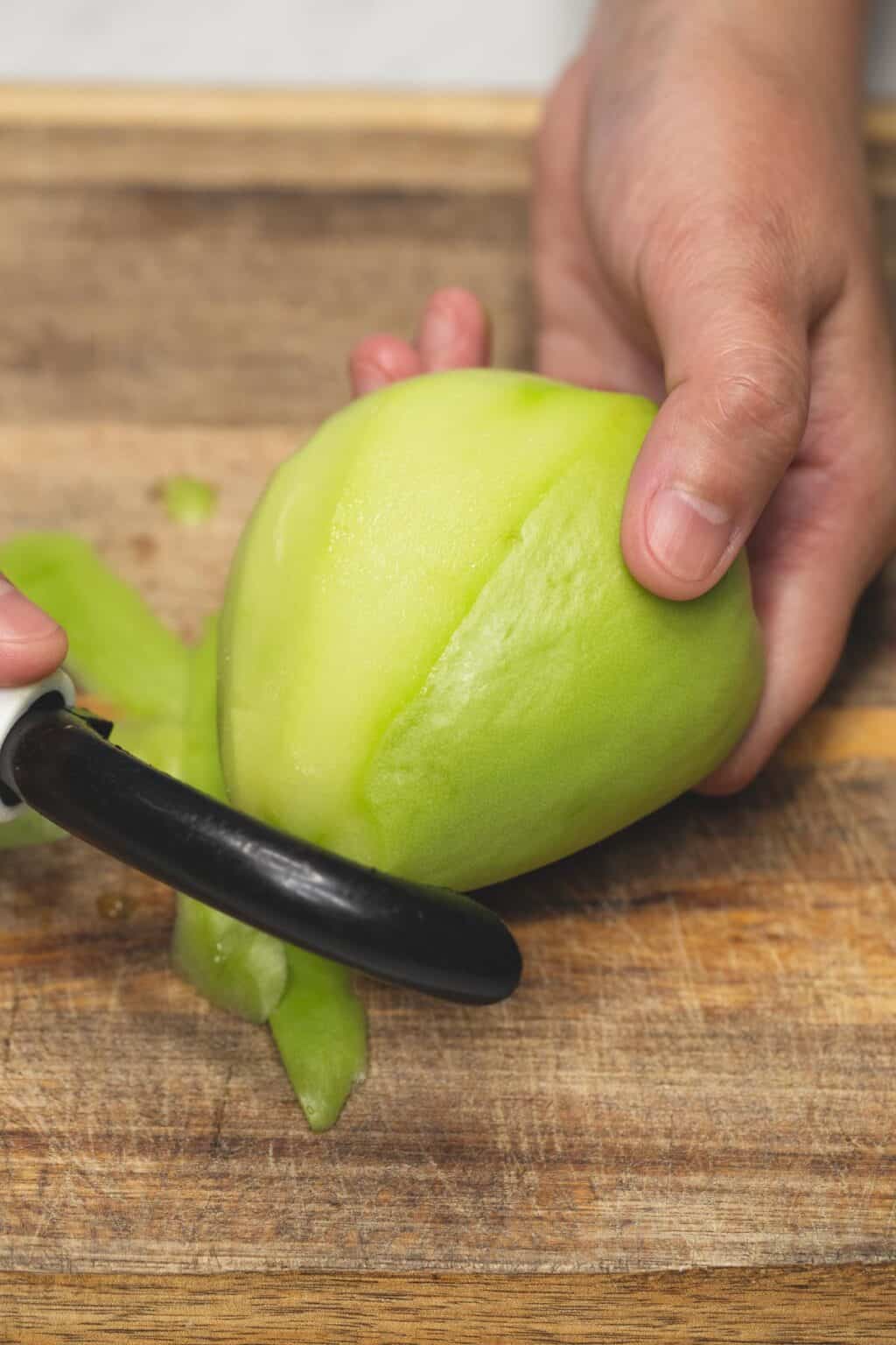 Chayote (Sayote): What it is and How it’s Used in Cooking