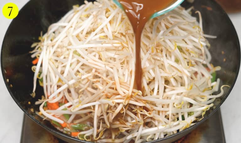 Ginisang Togue Recipe