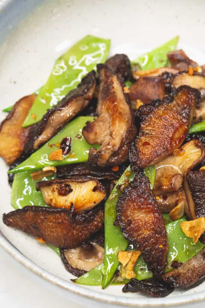 Shiitake Mushrooms: Fresh vs Dried and How to Cook Them
