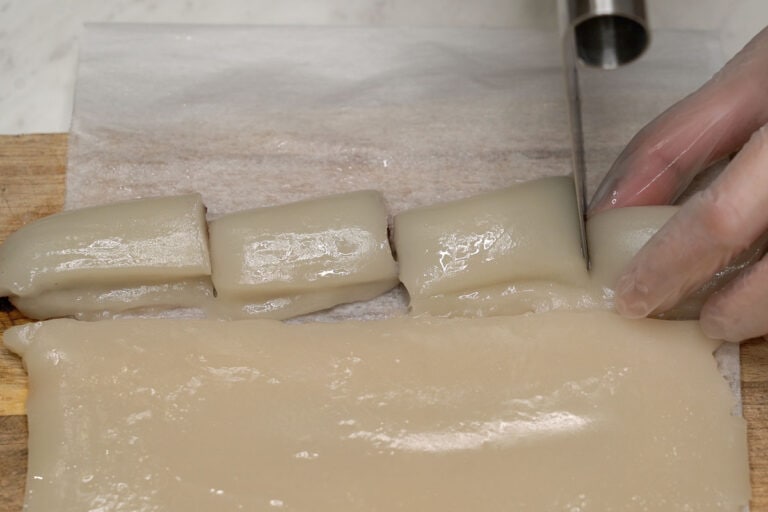 Tikoy Rolls Recipe (Chewy Sticky Rice Rolls with Filling)