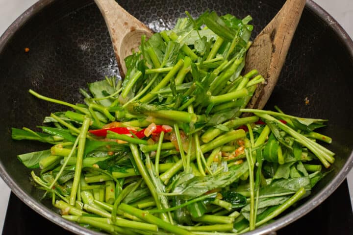 Kangkong and Tofu Stir-Fry