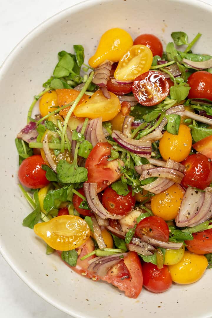 Ensaladang kamatis (Filipino tomato salad)