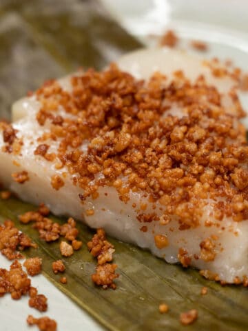 Ube Turon (Banana Lumpia with Ube Halaya)